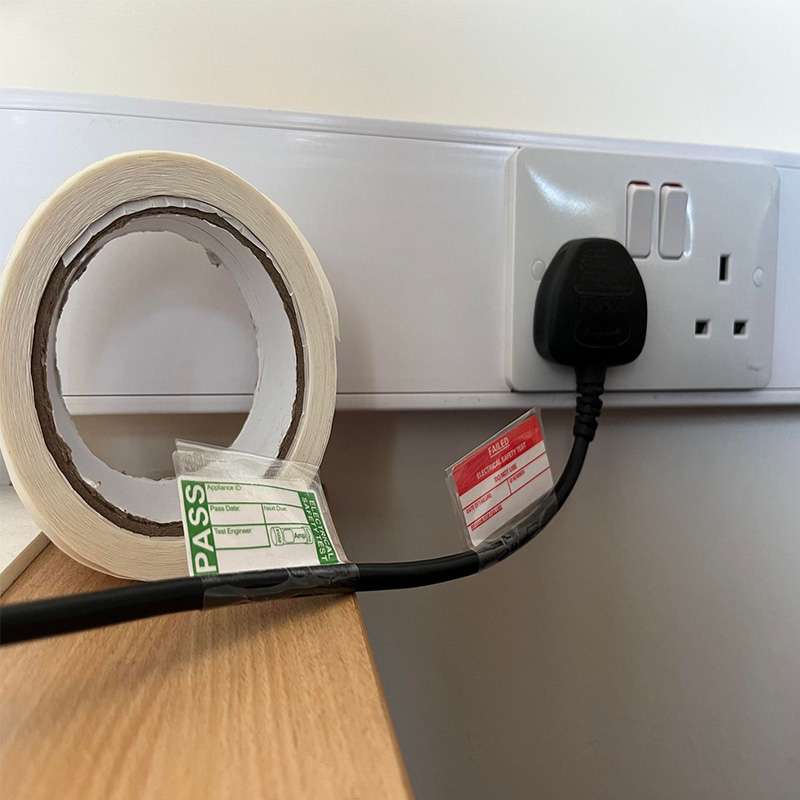Leaderman Clear Wrap around PAT Testing tail labels & Fail Labels (250 ...